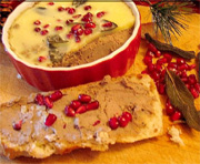 Pâté festif foies de volailles, pomme grenade et sauge frite - Recettes ...